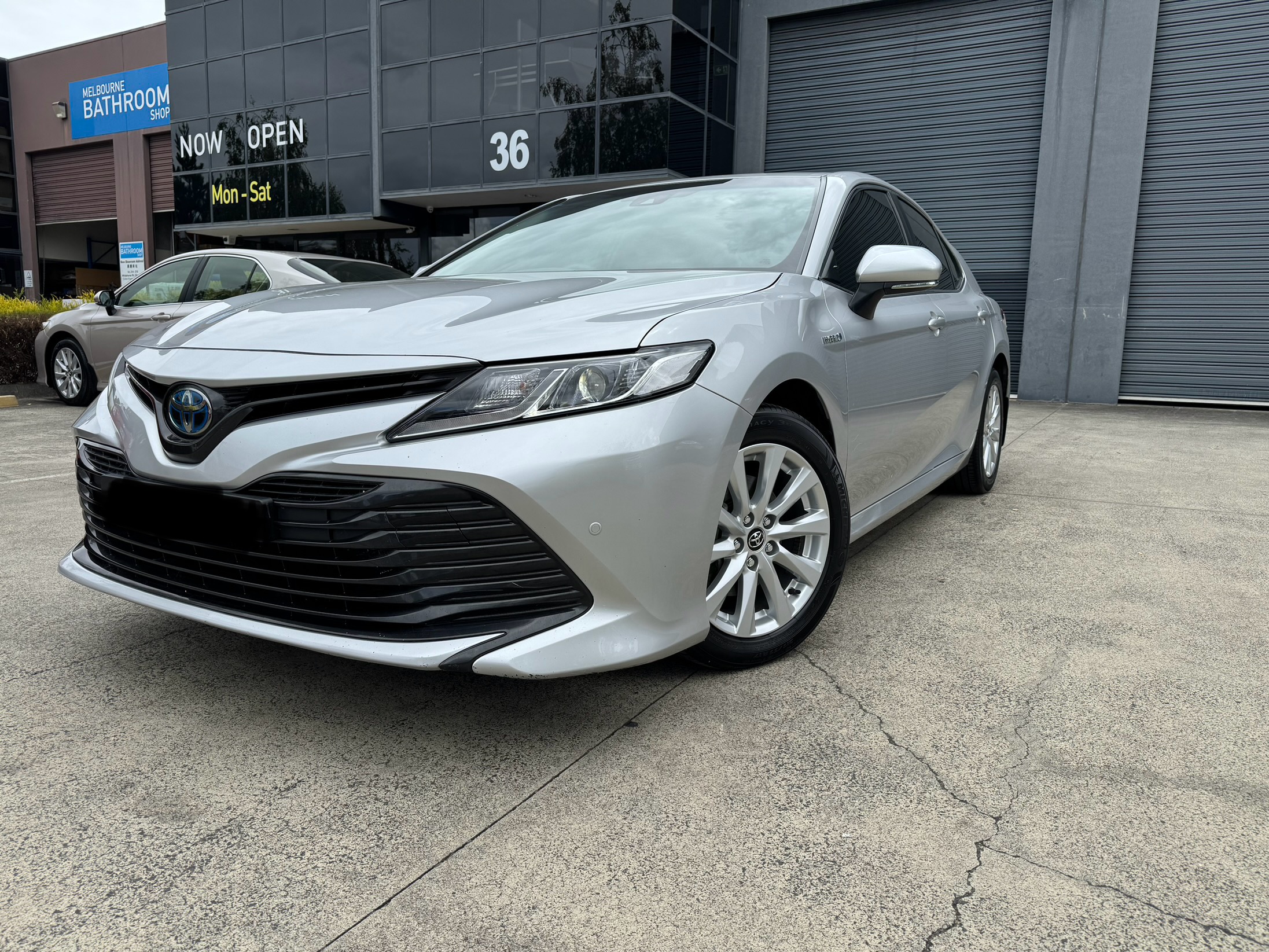 2019 Toyota Camry Ascent Hybrid - Drive Deals