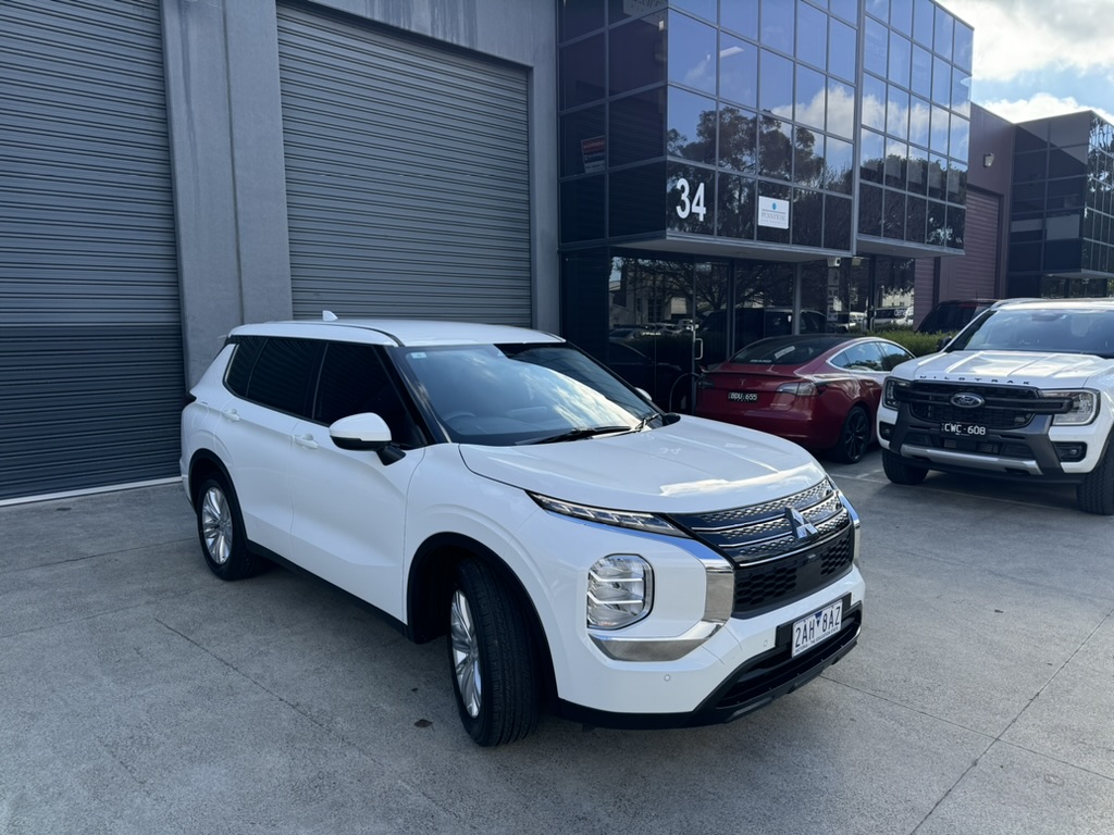 Mitsubishi Outlander ZM 2022 - Drive Deals